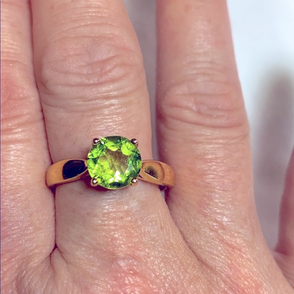 JTV | Jewelry | Round Manchurian Peridot Ring | Poshmark